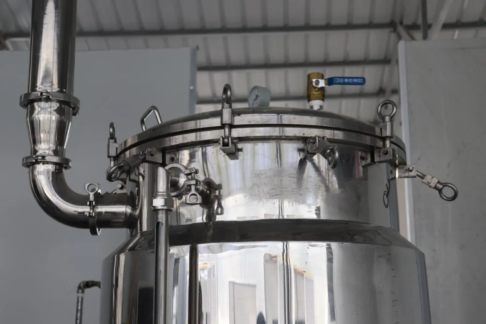 300L Stainless Steel Rosemary Essential Oil Distillation Machine