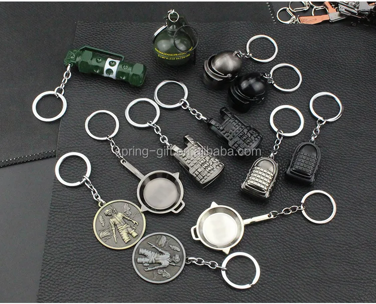 Metal Weapon Model Keychain - Perfect Gift for Military Fans