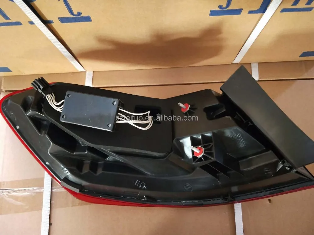 汽车备件尾灯/灯型奔驰 W212/e 2009 Oem: 2129060103 2129060203 - Buy 2129060103 ...