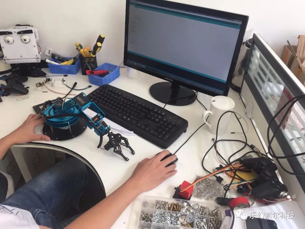 Hiwonder 신제품 로봇 팔 Arduino 제어 웨어러블 기계 손 무선 모듈 더 센서 로봇 제어 Buy 새로운 디자인
