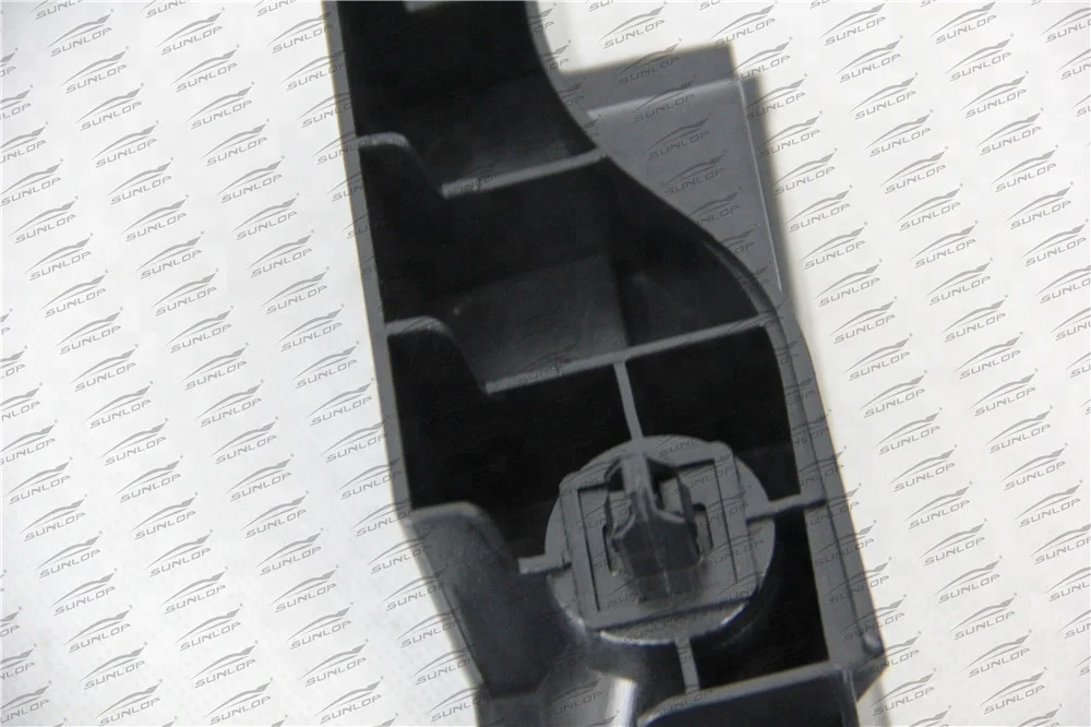 Hiace Body Parts #000318 Hiace Parachoques delantero Slide 52115A ...