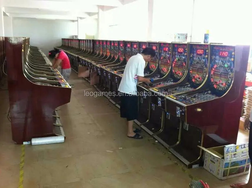 Five Balls Pinball Machine Amusement Stern Arcade Game Pinball Machines ...