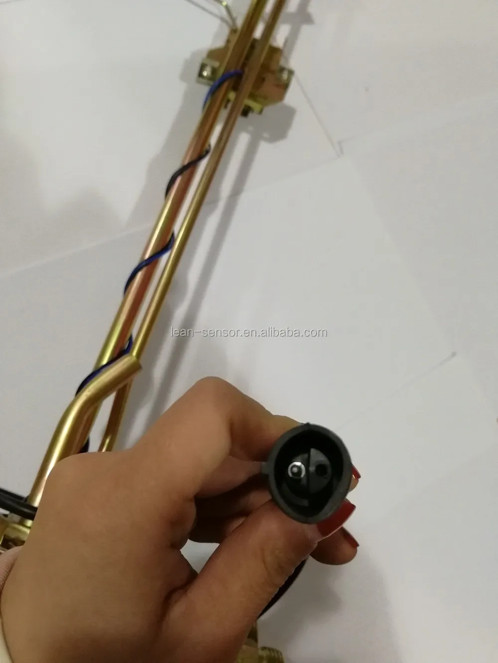 燃油液位传感器 1373479 1424074 1423990 1361753 1373480 1423900 82914144 用于卡车 ...