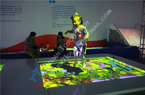 Indoor Amusement Park Interactive Projector Trampoline Games For Kids ...