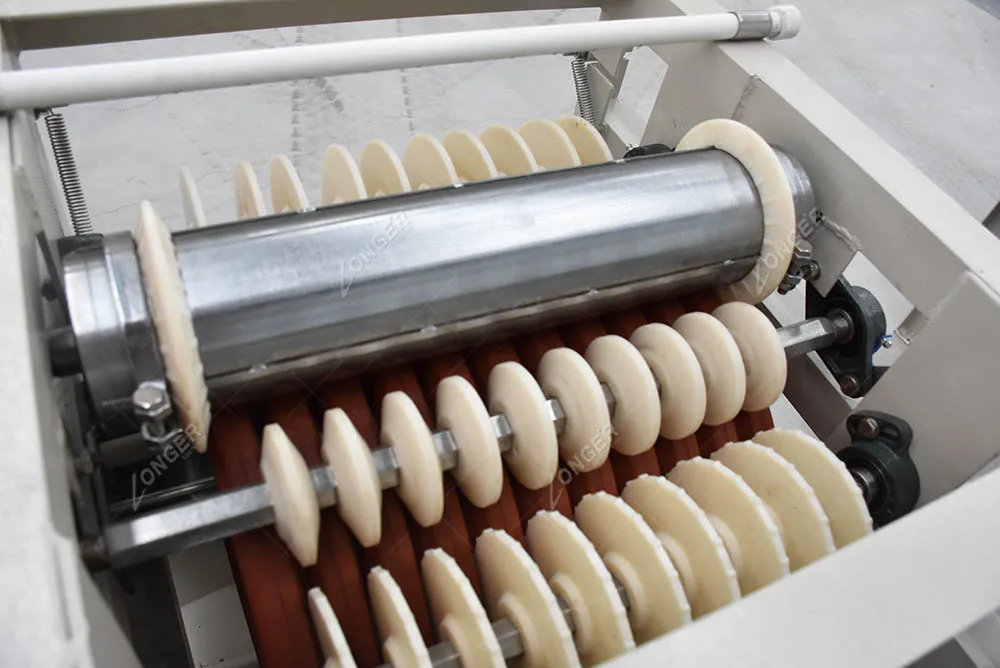 150-300kg/h Cowpea Chickpea Almond Skin Removing Machine Black Eye Bean ...