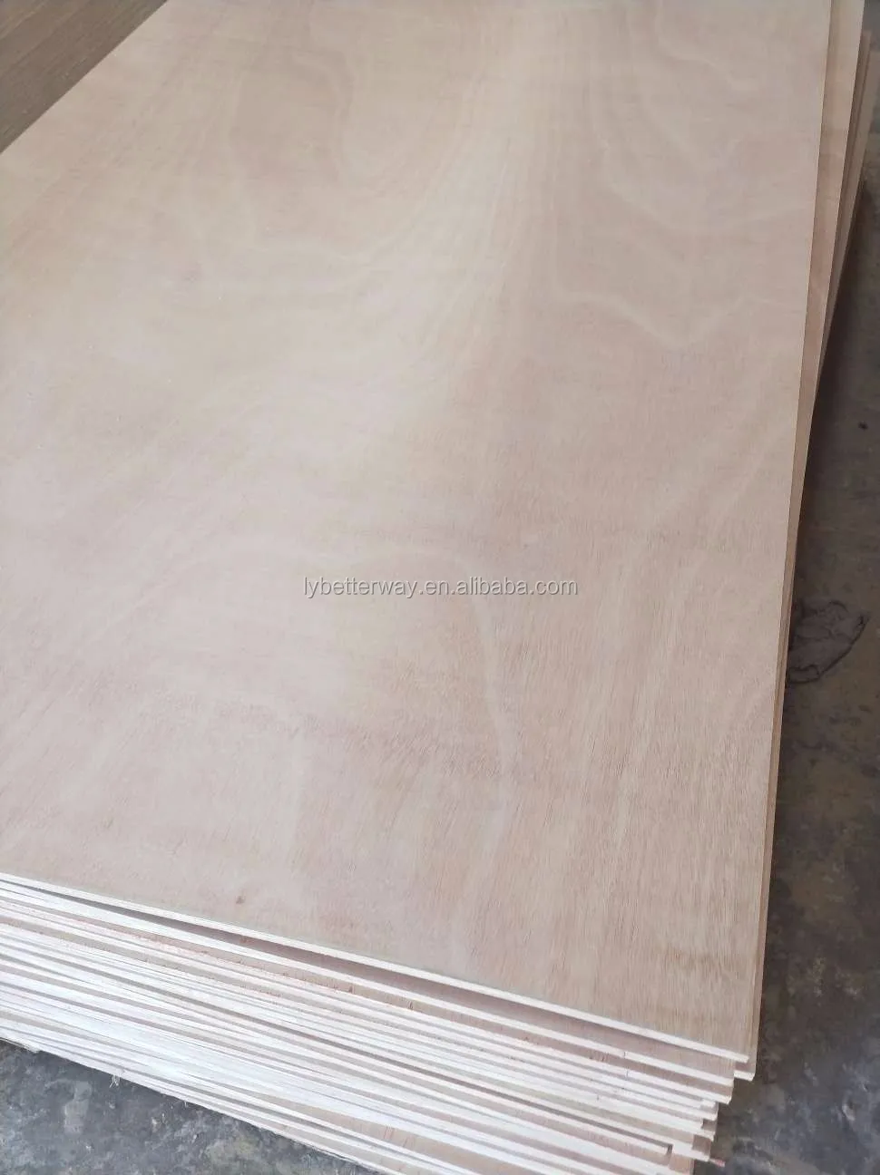 Glossy Poly Coated Plywood - Durable & Stylish Solutions