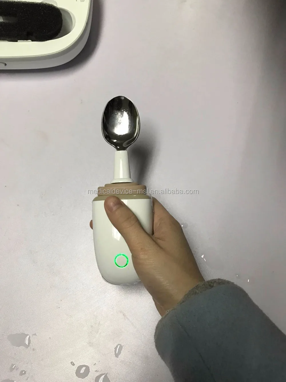 Anti-tremble Gyroscopic Self-stabilizing Spoon And Offsetting Hand ...