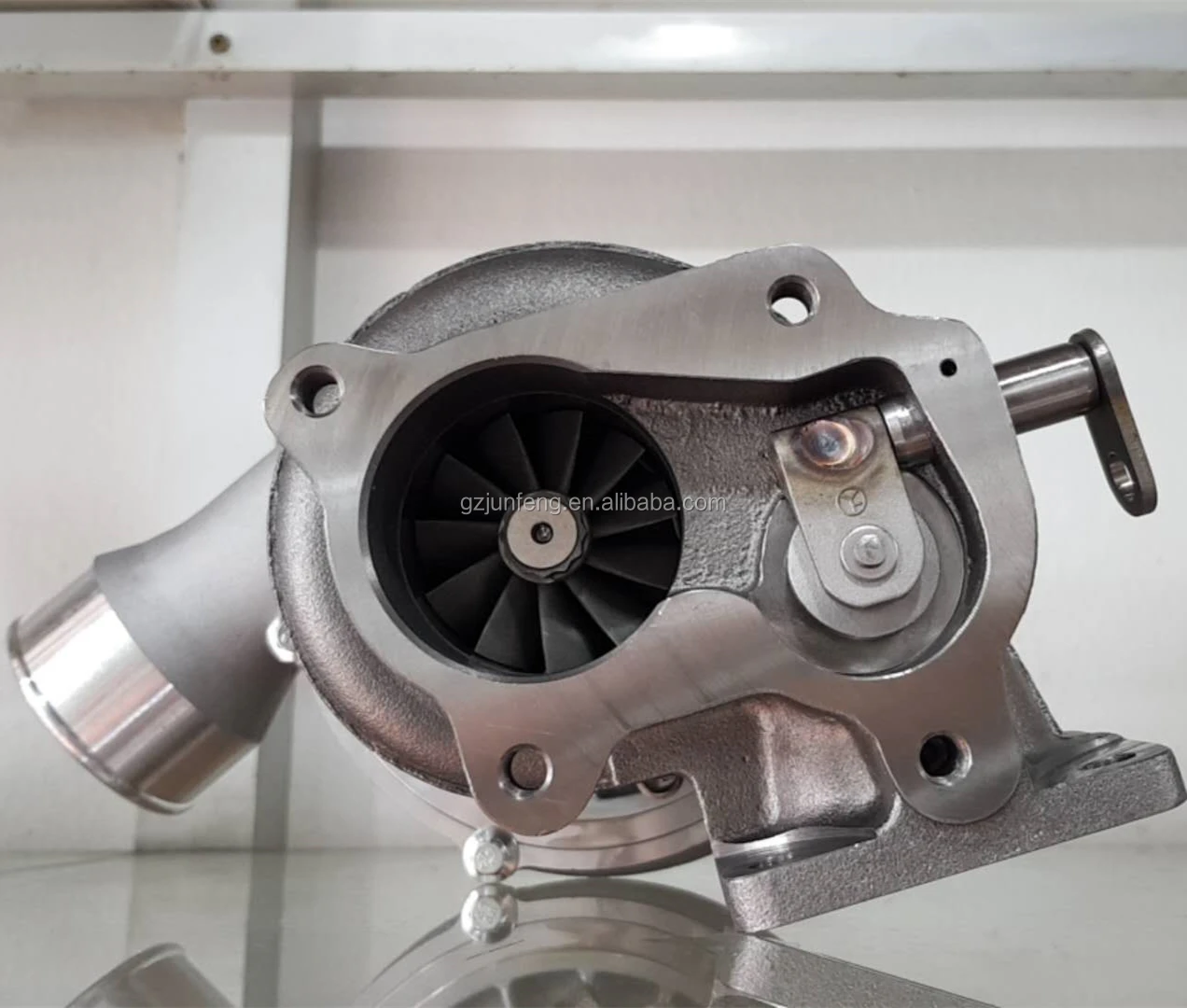 Greddy RHF55V Turbocharger for Isuzu 4HK1 Engine Performance