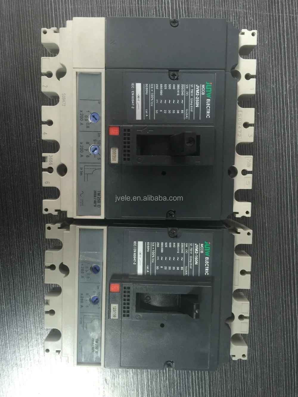 Adjustable 3 Pole /4 Pole Mccb 25a/63a/100a/160a/250a/400a/630a/800a/1000a/1250a/1600a Ns /nsx ...