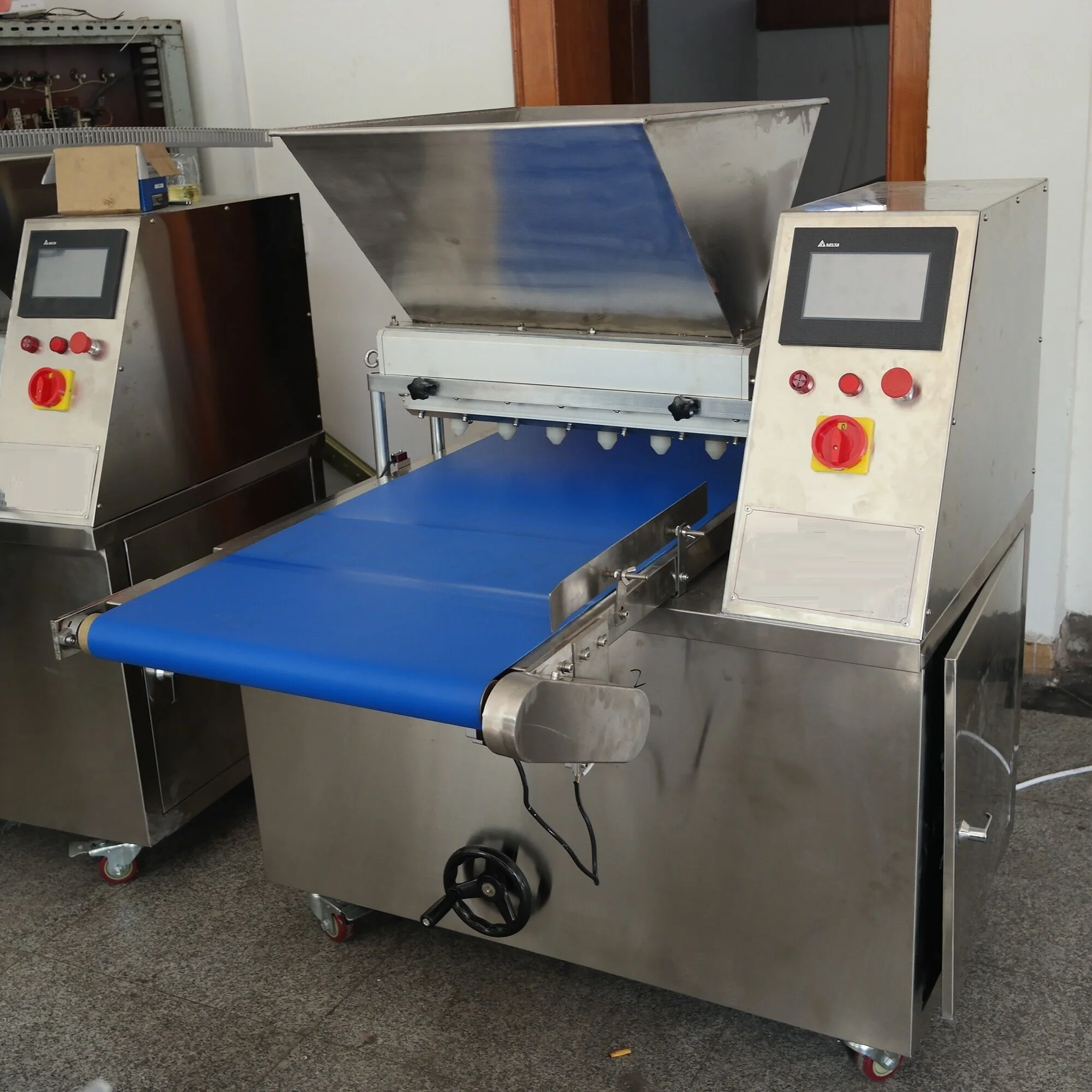 Various Nozzles Automatic Cake Batter Filling Machine - Buy Batter ...