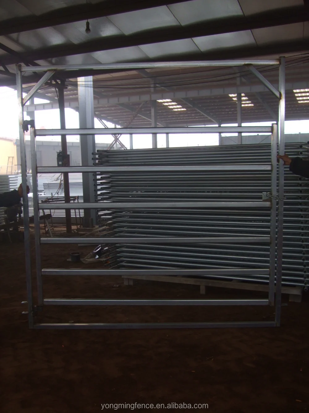 Galvanized Metal Tubular Sheep Yard Farm Fence Panel - Buy Farm Fence ...