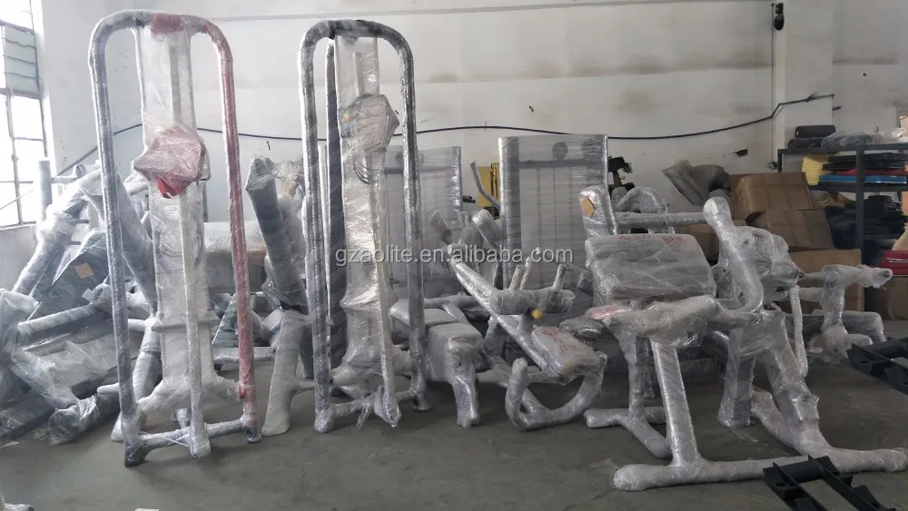 Iso-lateral Squat Lunge Gym Machine - Wholesale Sports Equipment