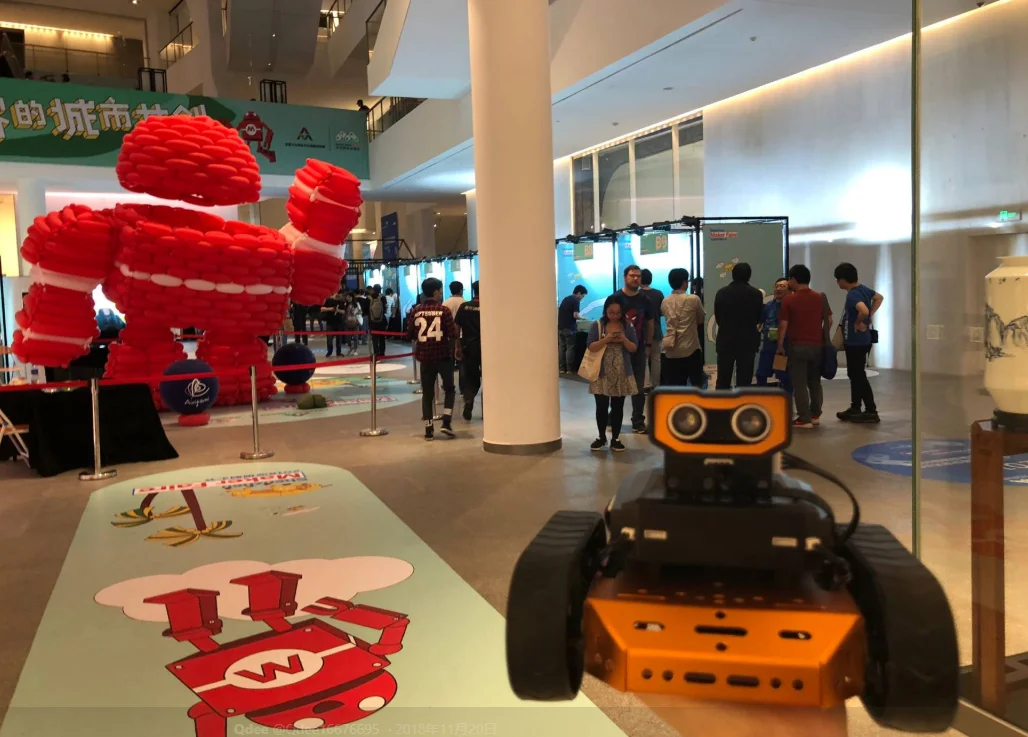 Hiwonder Drawarm with Inverse Kinematics - 4 Dof Robotic Arm