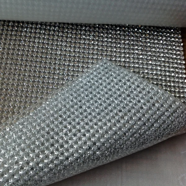 Hot Fix Diamond Sheet Trimming Size 120*45cm Each With Gold Chain Plate ...