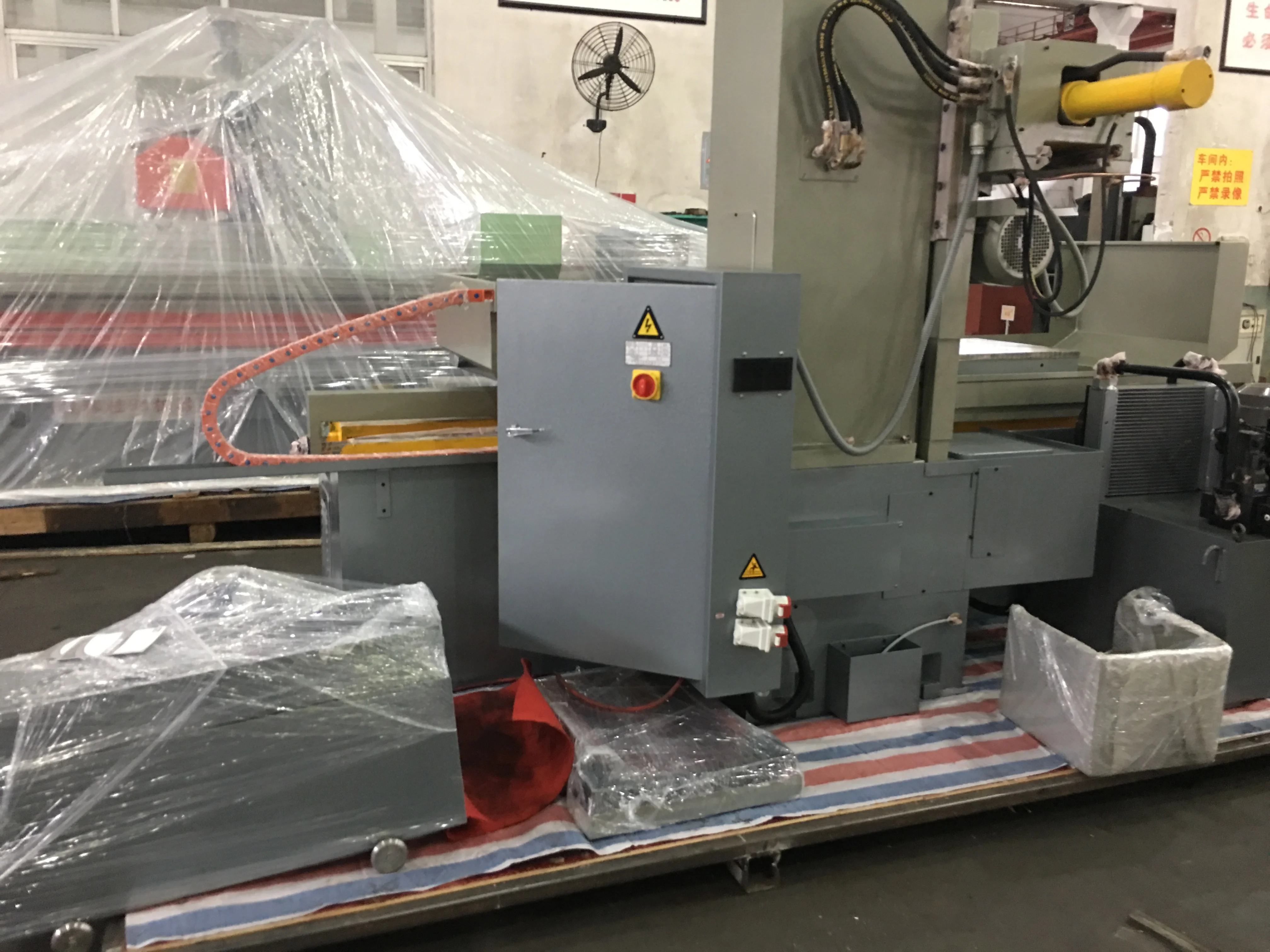 New Horizontal And Vertical Grinding Machine With Double Grinding Head ...