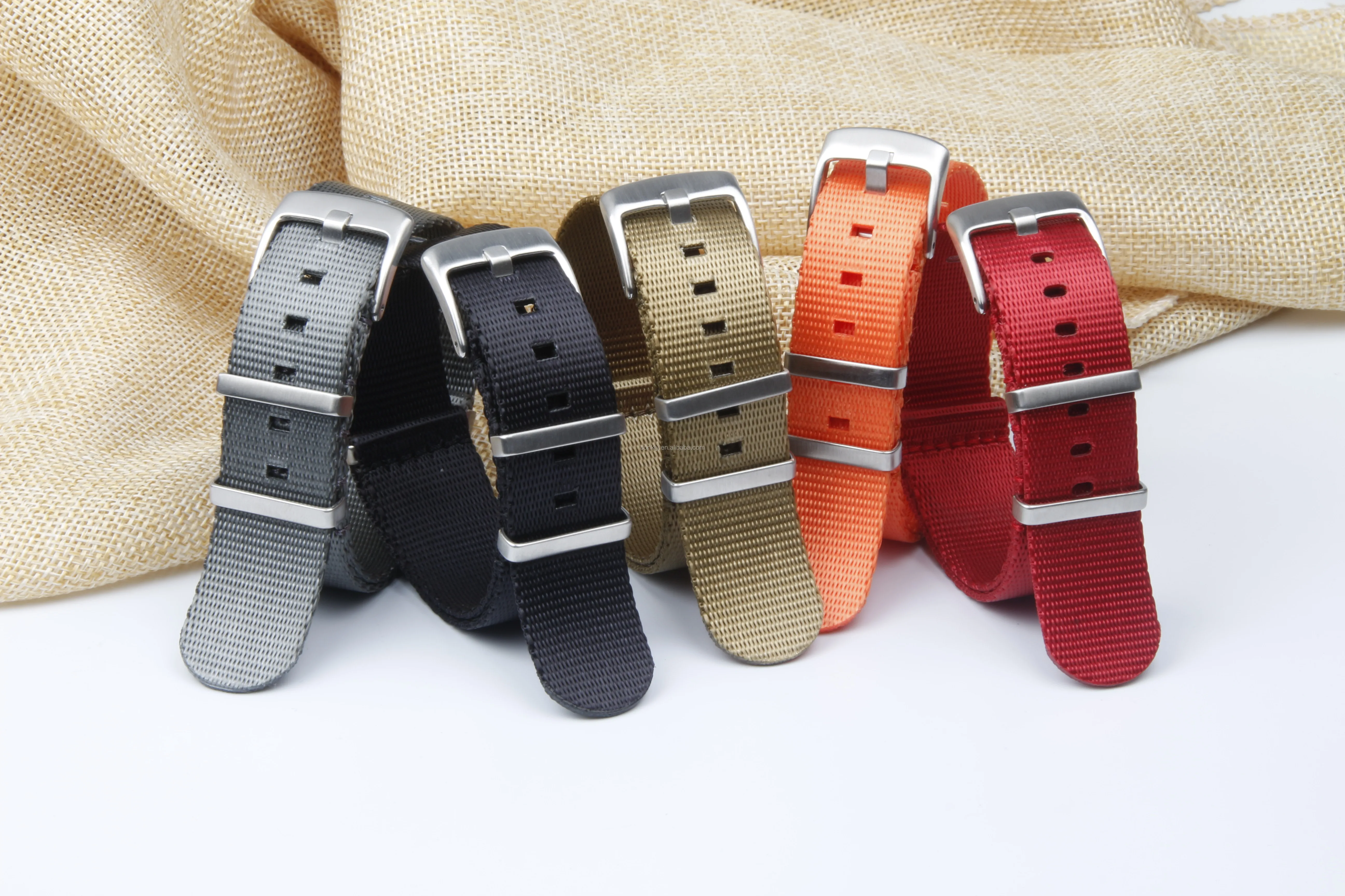 New Design One Piece Nato Straps 22mm Watch Bands Custom Nylon Watch ...