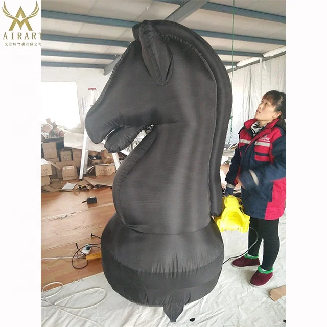 Customized Shape Inflatable King/queen Chess Model for Advertising