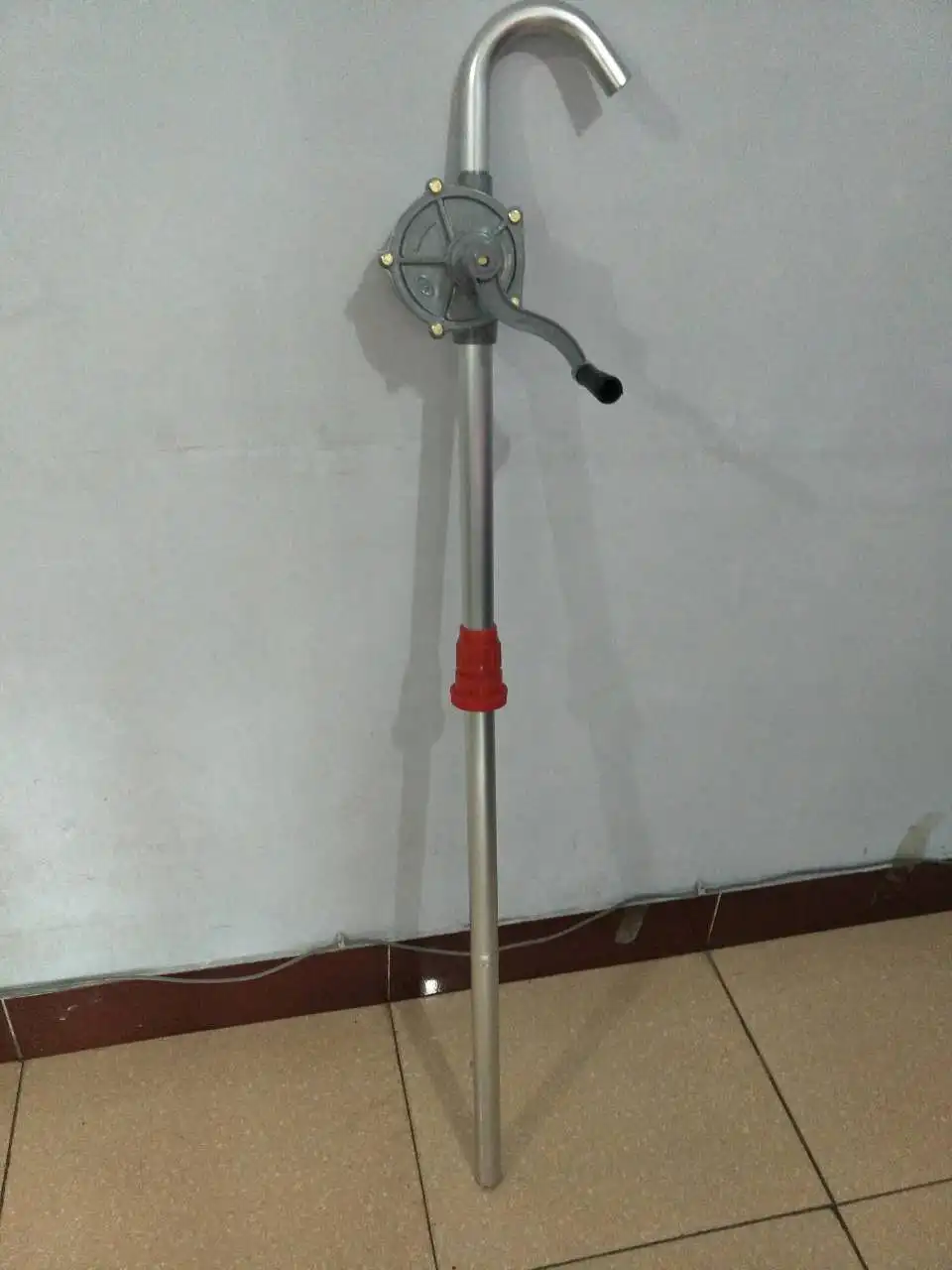 Hand Crank Water Pump - Efficient Liquid Transfer