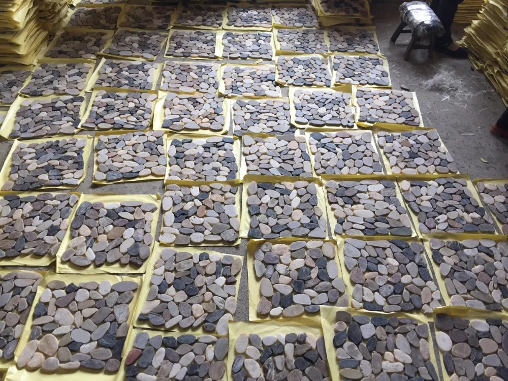 Landscaping Small Flat River Rock Stones Walkway Sidewalk Black Round ...