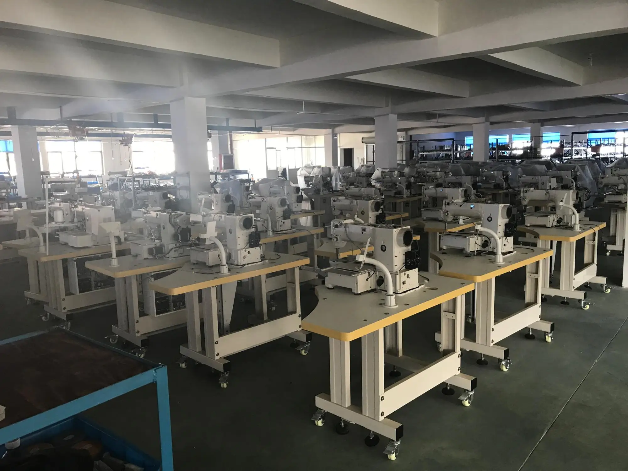 Nanbang Computerized Pattern Sewing Machine With Side Slider Press Foot ...