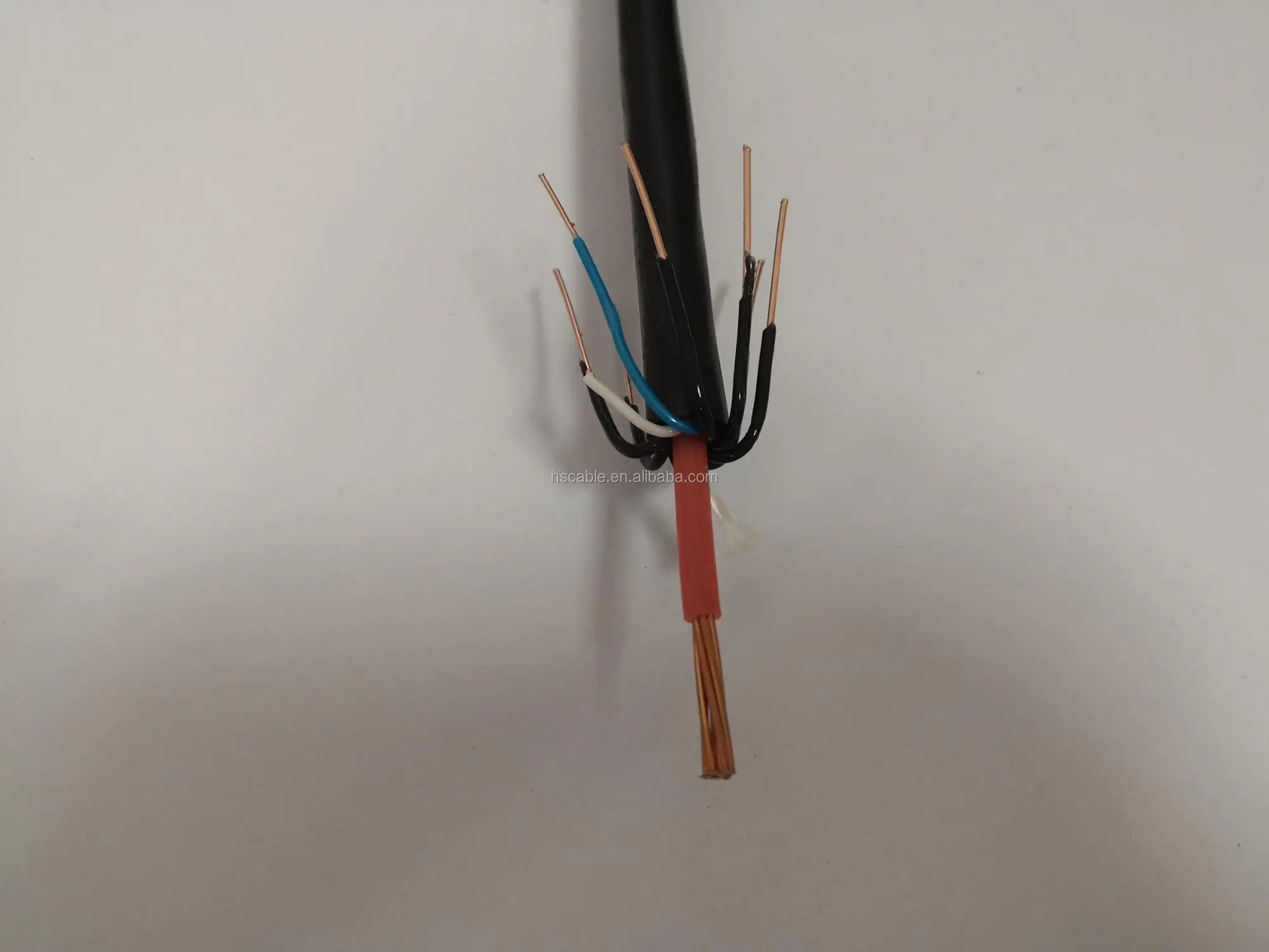 0.6/1KV Aerial Service Cable with Pilot Communication Wire