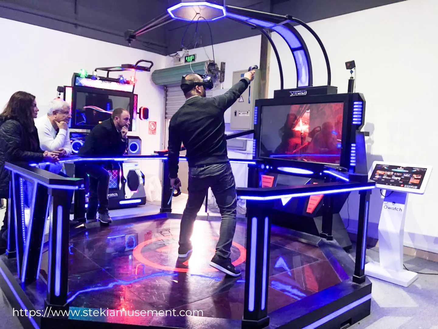 Space Capsule Design 9d Vr Simulator 360 Degree Interactive Vr Walking ...