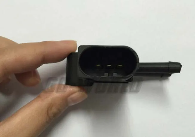 Dpf Exhaust Pressure Sensor Fits Benz Oe No.: 0061539528/a0061539528 ...