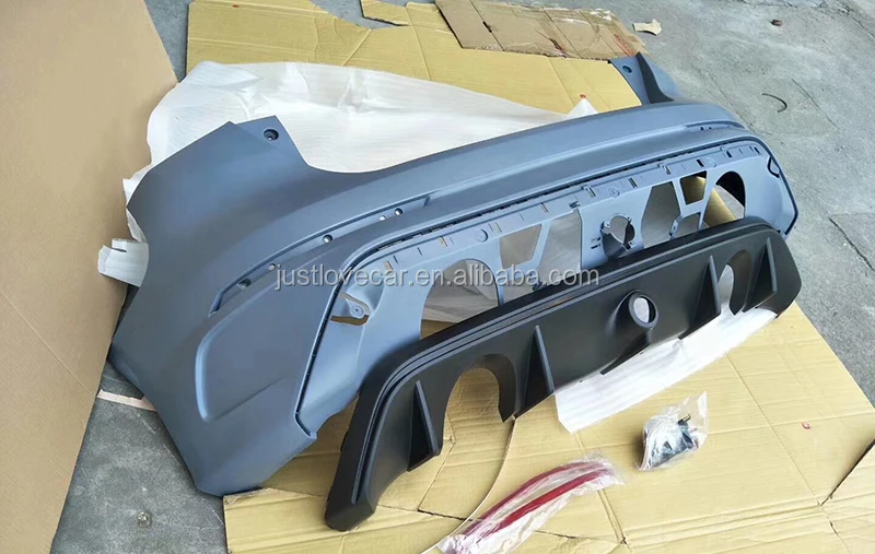 Ford Focus Hatchback Body Kit RS Type - Front & Rear Bumpers