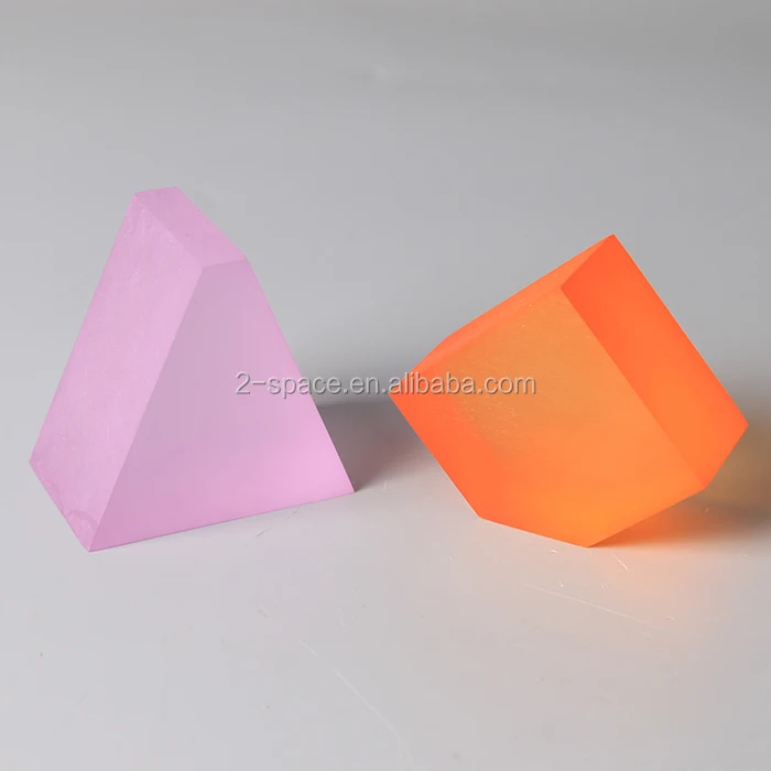 Triangular Acrylic Optical Display Blocks Custom Colored Acrylic ...