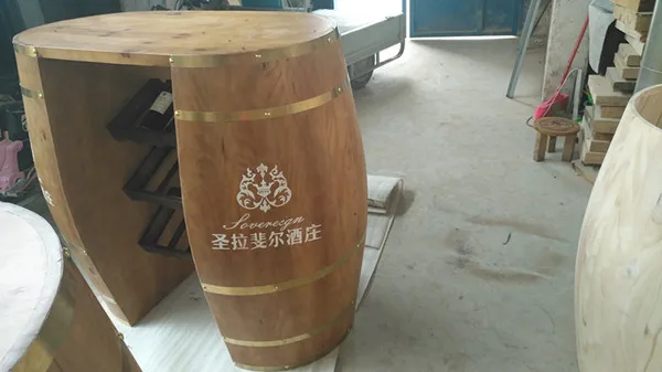 Customized Solid Wood Cocktail Barrel Table for Bar & Home - OEM