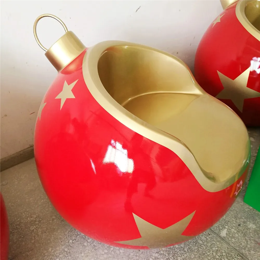 Outdoor Big Christmas Ball Shaped Chair - Perfect for Photo Taking