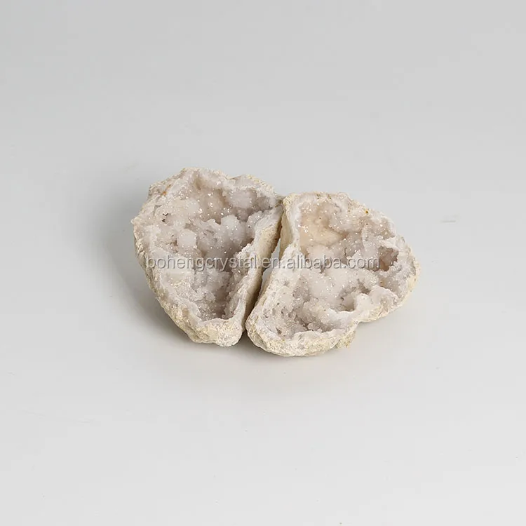 White Quartz Clusters - Elegant Geode Crystal Decor