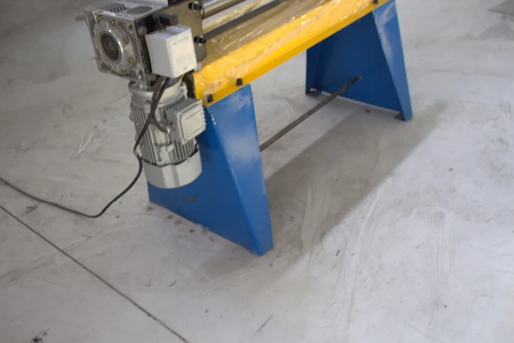 Small Type Electric 3 Roller Metal Sheet Plate Bending Radius Rolling ...