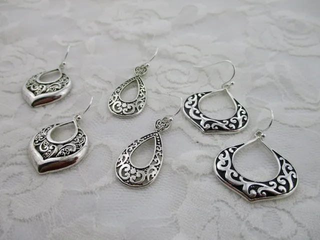 Silver Burnished Elegant Set of Brighton Earring - 100,000 Pieces/month