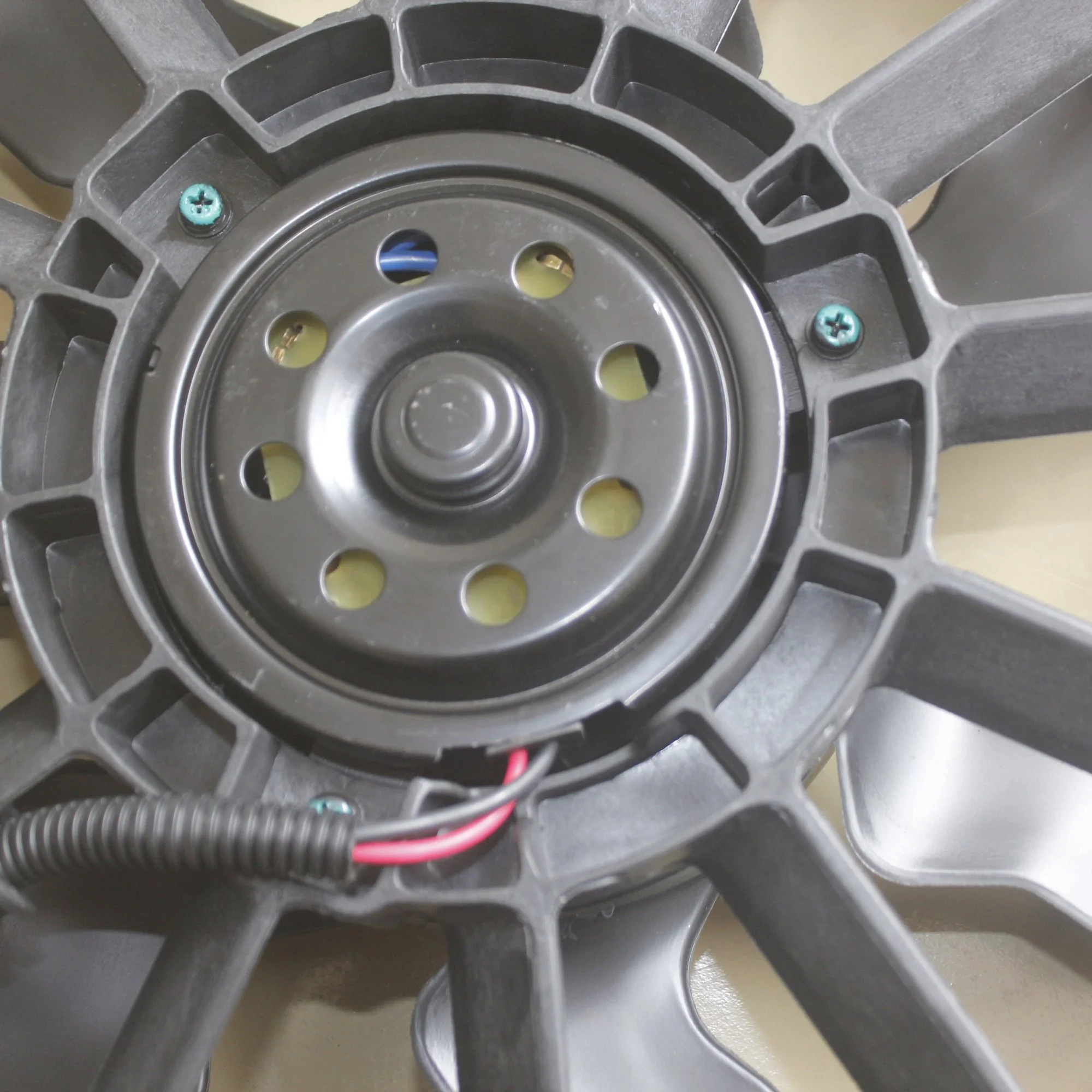 2014 I10 Auto Parts Fan Assembly 25380-B4100 Model for Vehicle