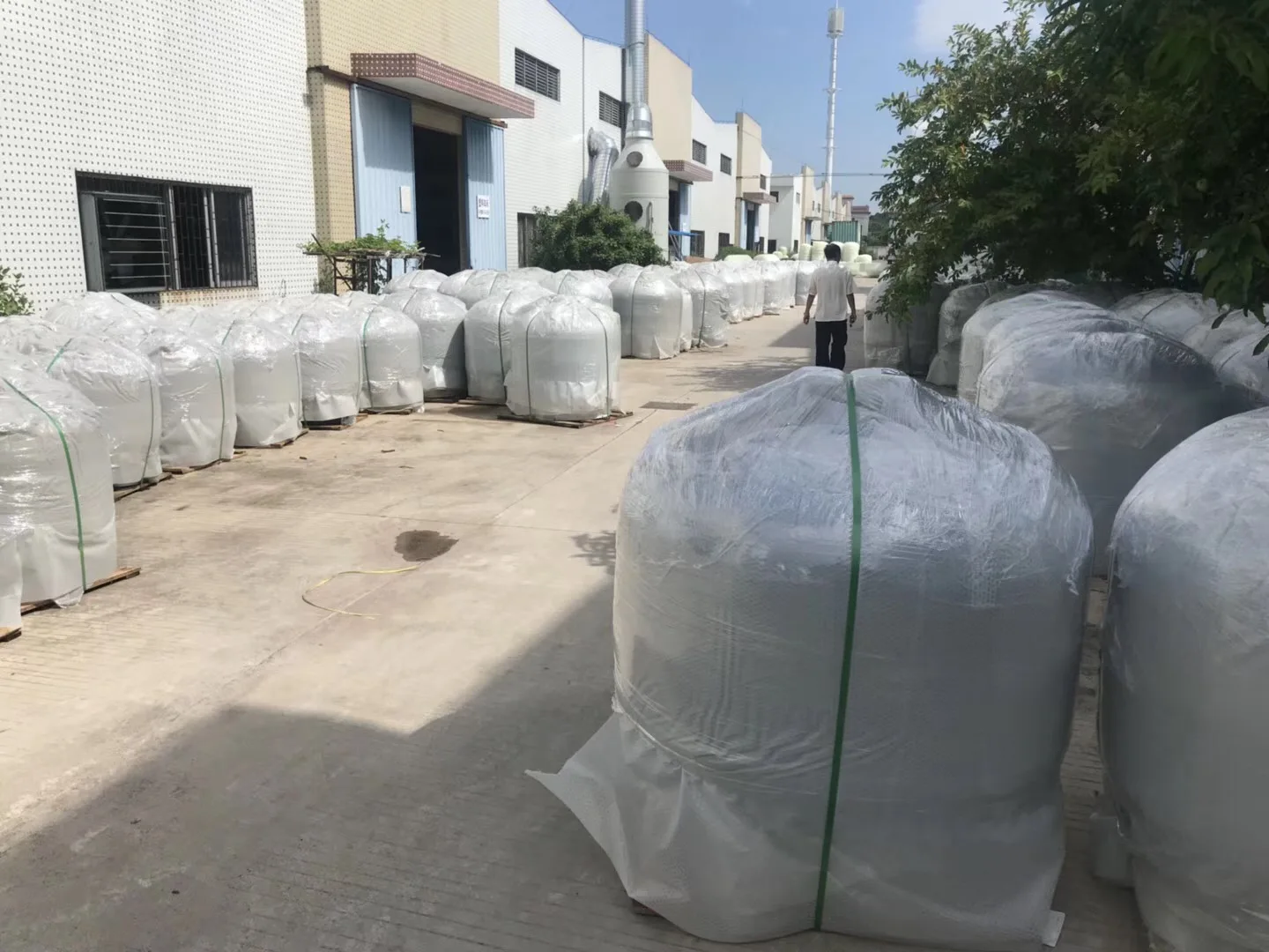 Fiberglass Sand Filter with Pump System for Pool Filtration