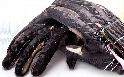 Custom High Tech VR Sensor Gloves - Comfortable Haptic Virtual Reality ...