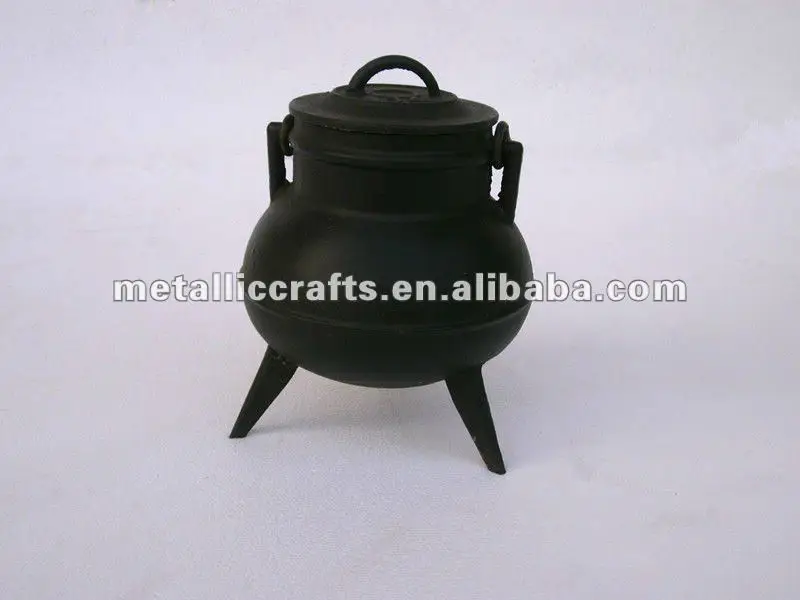 3 Legs Potjie Pot Cast Iron - Perfect for Camping Cooking
