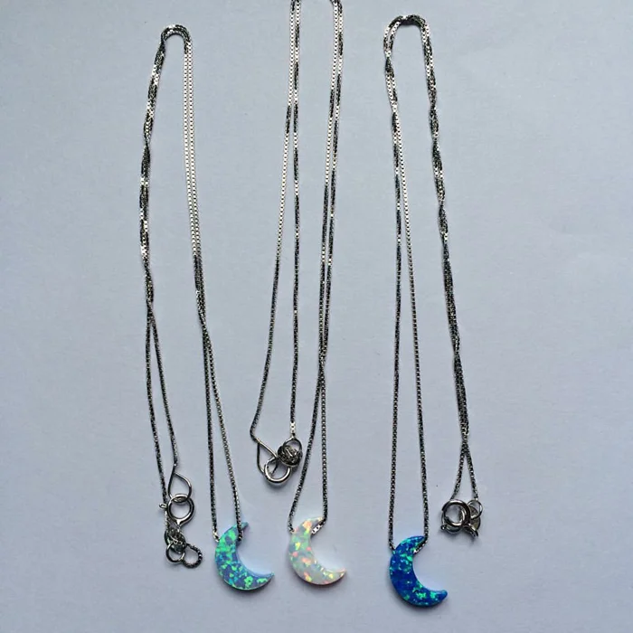 Synthetic White Color Op17 Half Moon Opal Stone /lab Created Opal Moon ...