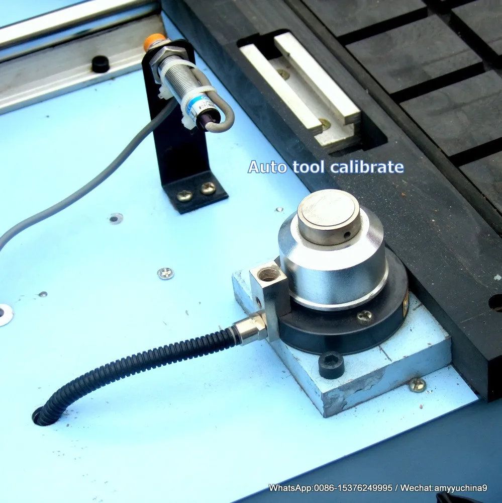 3 Axis Large Bed Flat Bed Cnc Router With Auto Tool Changer - Buy Flat ...