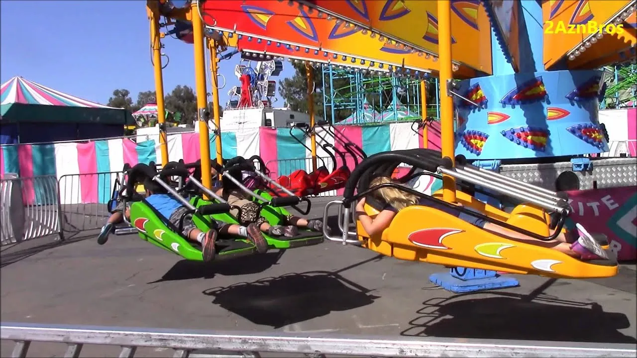 Double Flying Chair Lifting Paratrooper - Fun Amusement Ride