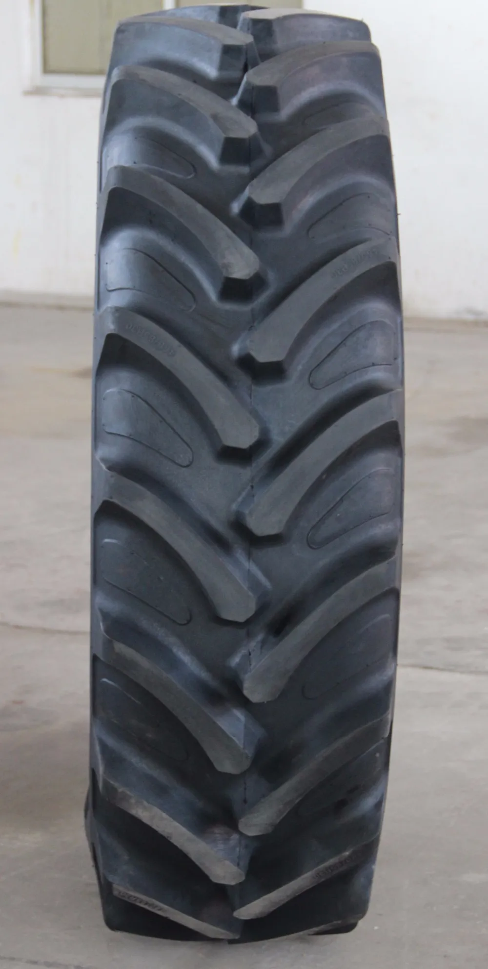 High Quality 380/85r28(14.9r28) Radial Agricultural Tractor Tyres - Buy ...