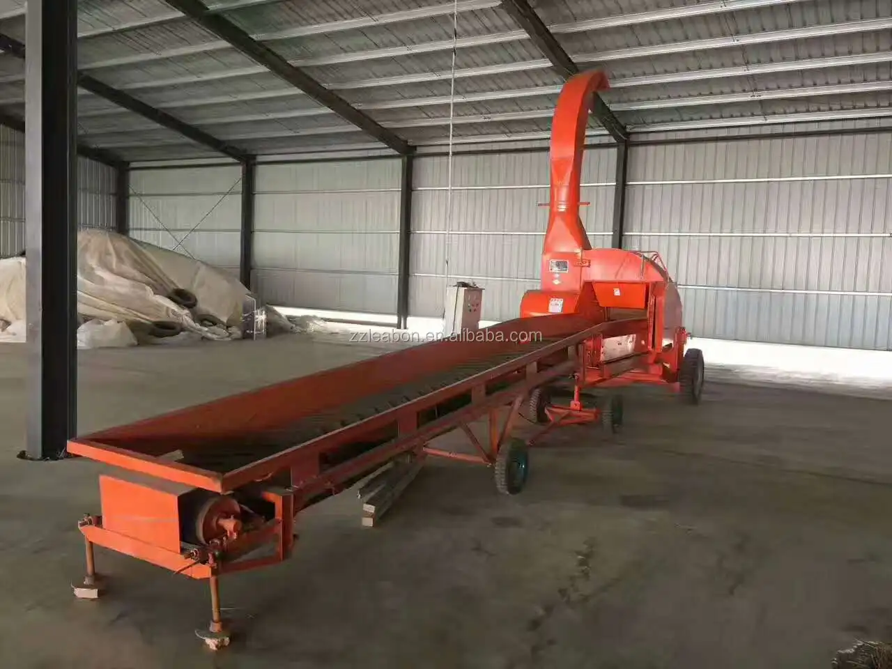 LEABON Cow Dung Cleaning Car - Efficient Dairy Farm Equipment