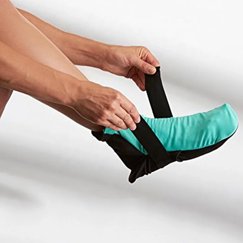 2019 New Products Hot And Cold Pain Relieving Gel Socks For Relieve ...