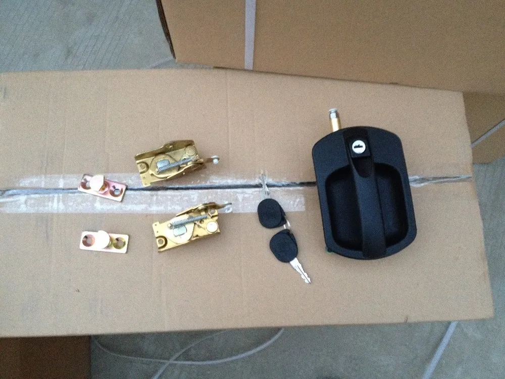 Bus coach Parts Auto Lock Luggage Warehouse Door Lock for Marcopolo Bus ...