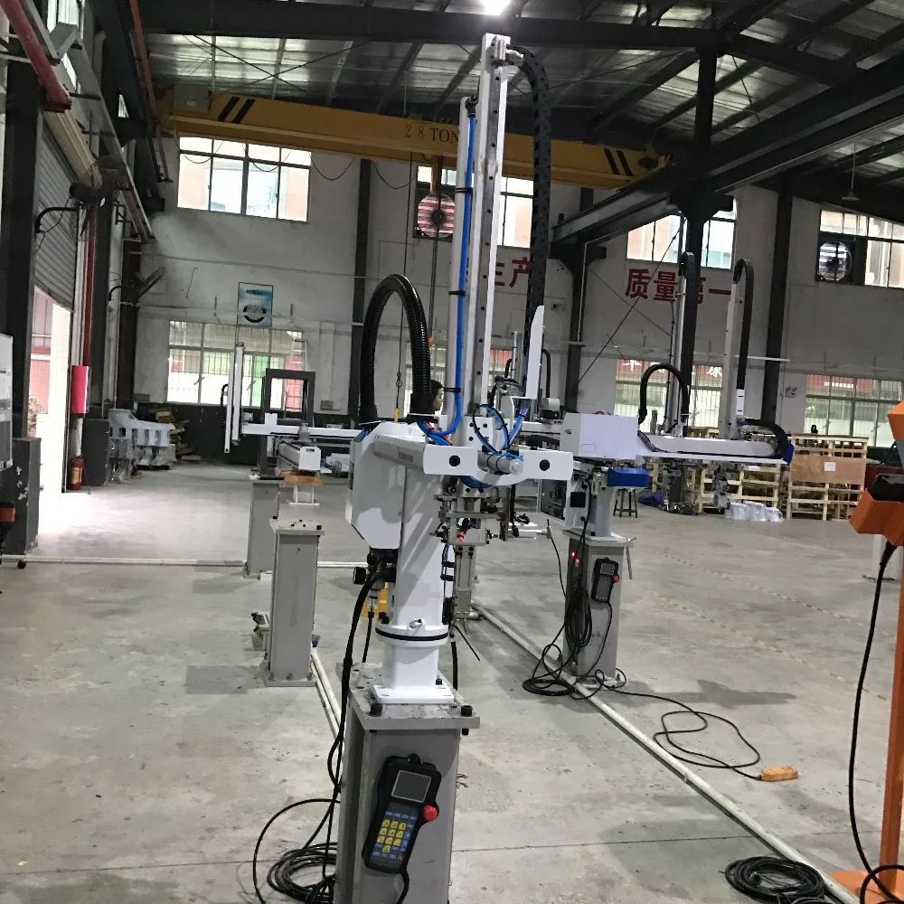 산업용 로봇 암 스프 루 피커 사출 성형 기계 Buy 스프 루 피커스윙 암 로봇아웃 및 절단 로봇 Product On