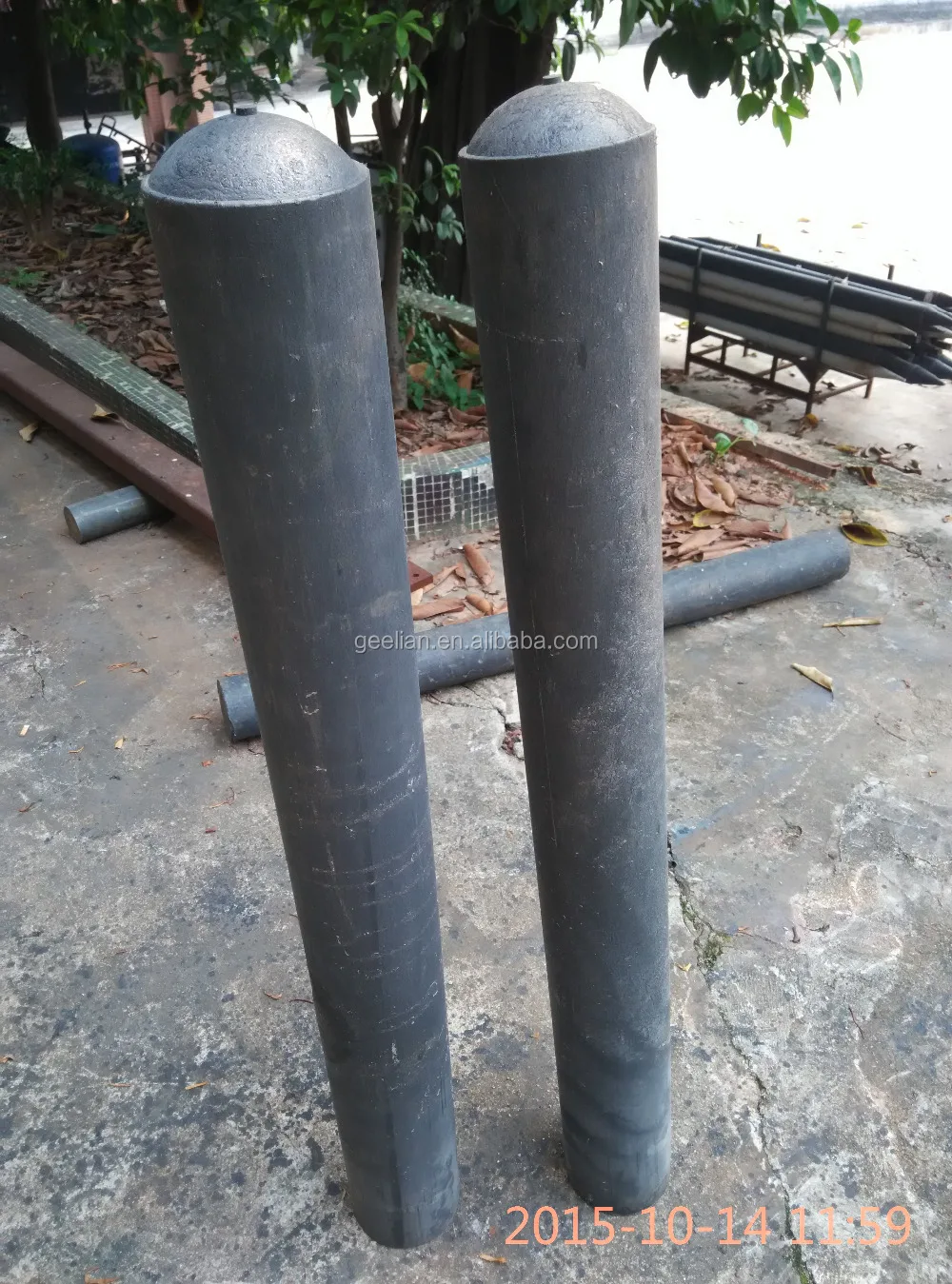 Square Tube Fence Post Iron Cheap Price/round Fence Post (iso Factory ...