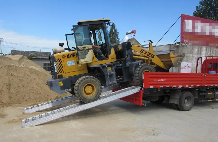 Heavy Duty Aluminum Trailer Loading Ramps - 9000lbs/pair