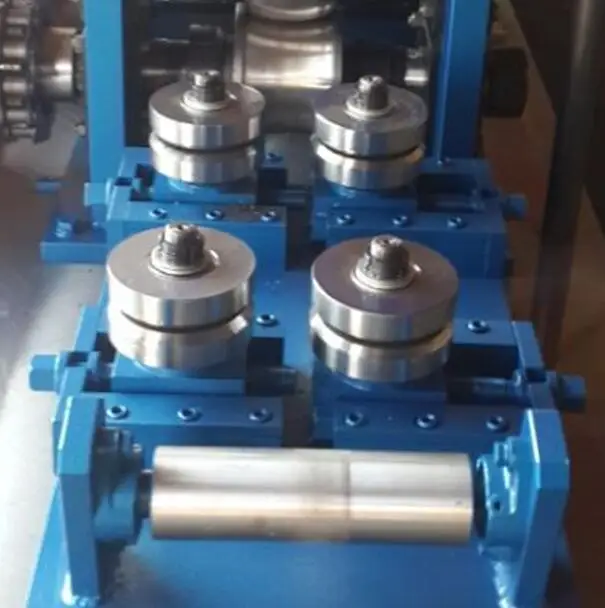 Bolt Forming Machine Bolt Cold Bending Roll Forming Machine - Buy Bolt ...