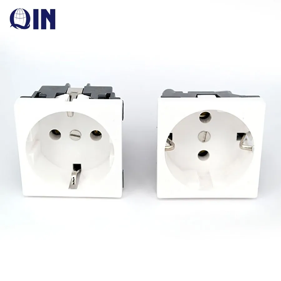 German Electrical Plug 45*45mm Wall Mounted Universal Socket 16a/250v ...
